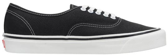 VANS オーセンティックの全知識！サイズ感・人気色・コーデなどを徹底解説 | HAQUMO[ハクモ]