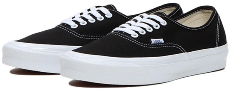 VANS オーセンティックの全知識！サイズ感・人気色・コーデなどを徹底解説 | HAQUMO[ハクモ]
